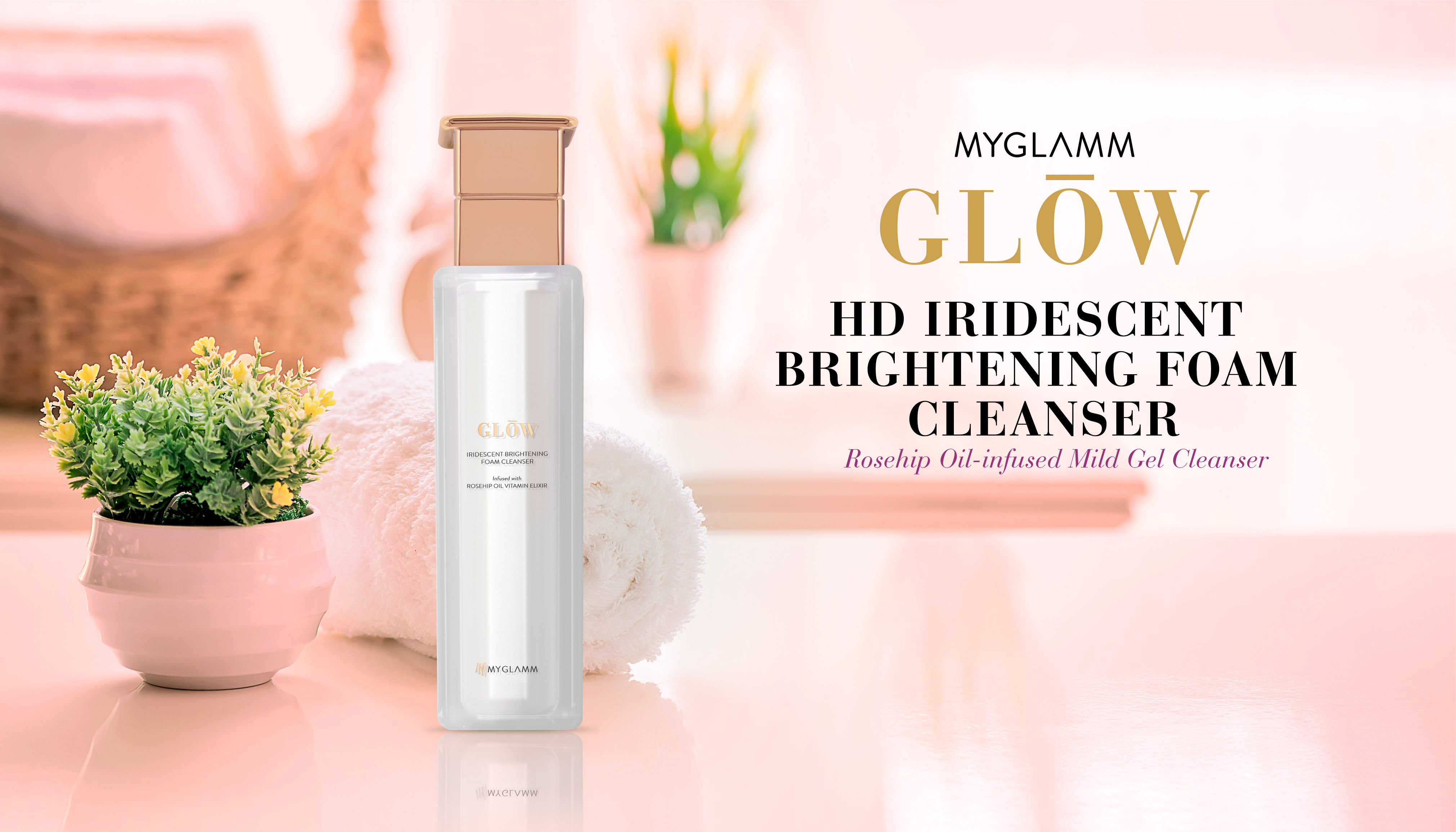 Myglamm Iridescent Brightening Foam Cleanser