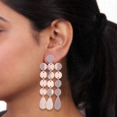 Ishhaara Triple Line Earring Gold