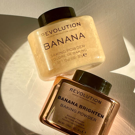 Makeup Revolution Banana Brighten Baking Powder
