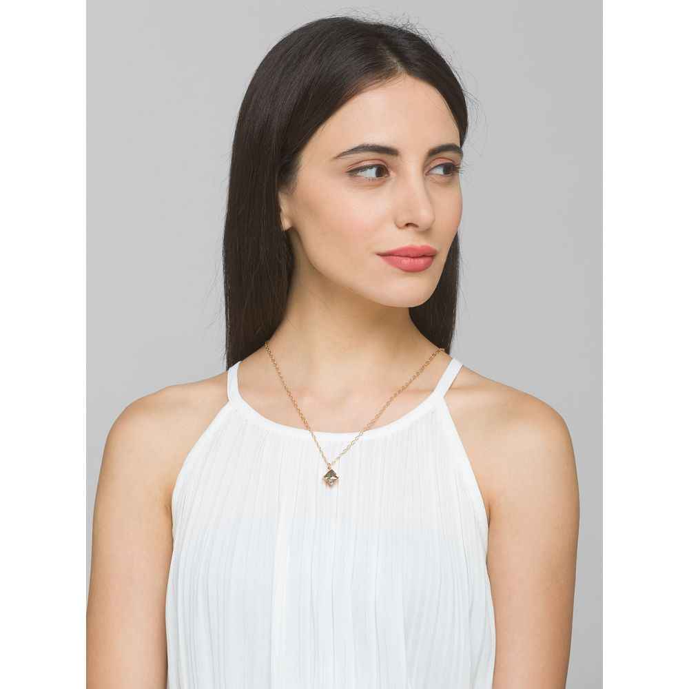 Lilly & Sparkle Alloy Gold Toned Cable Chain With Charming Cube Pendant ...