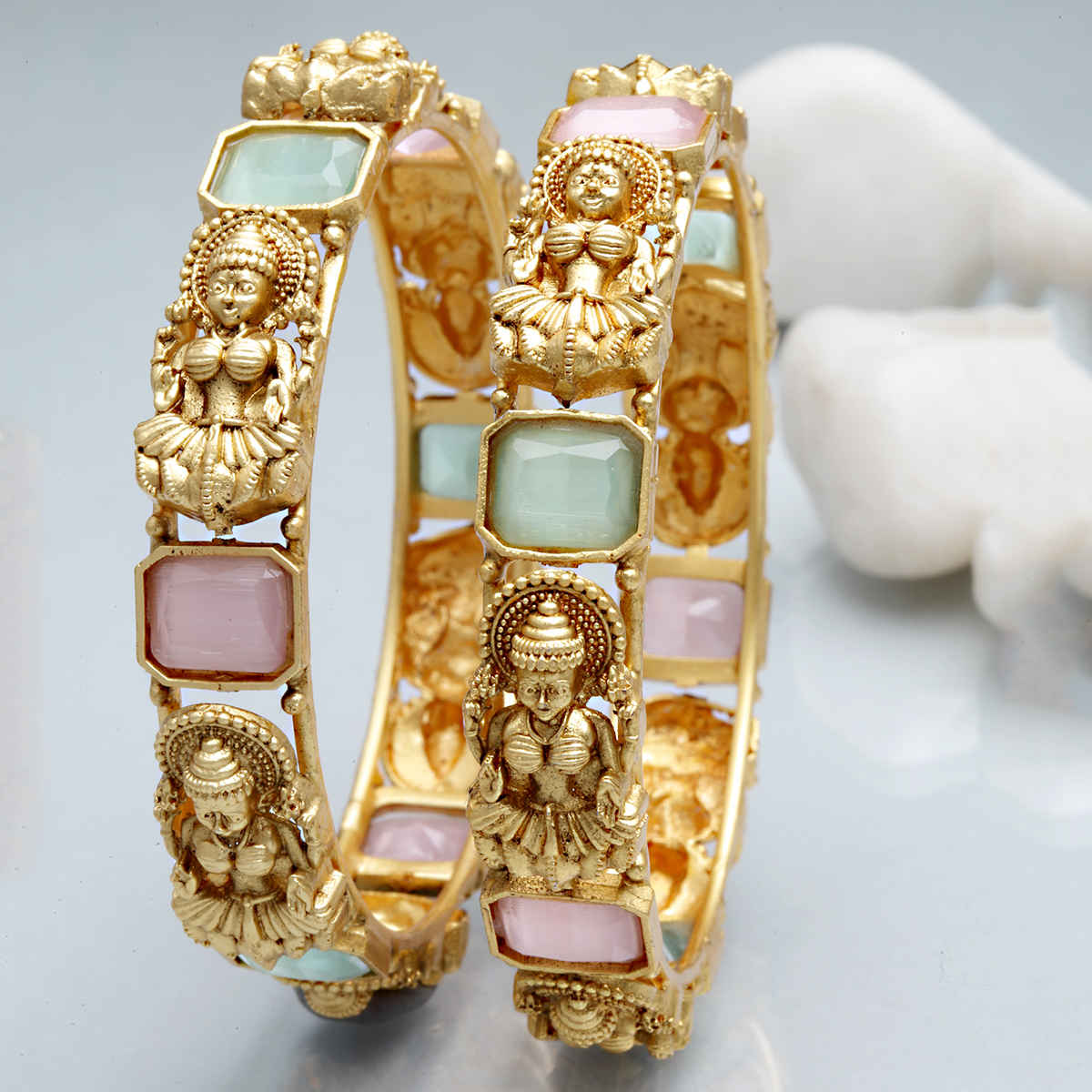 Karatcart Antique Gold Plated Mata Laxmi Rajwadi Temple Bangle Set for Women