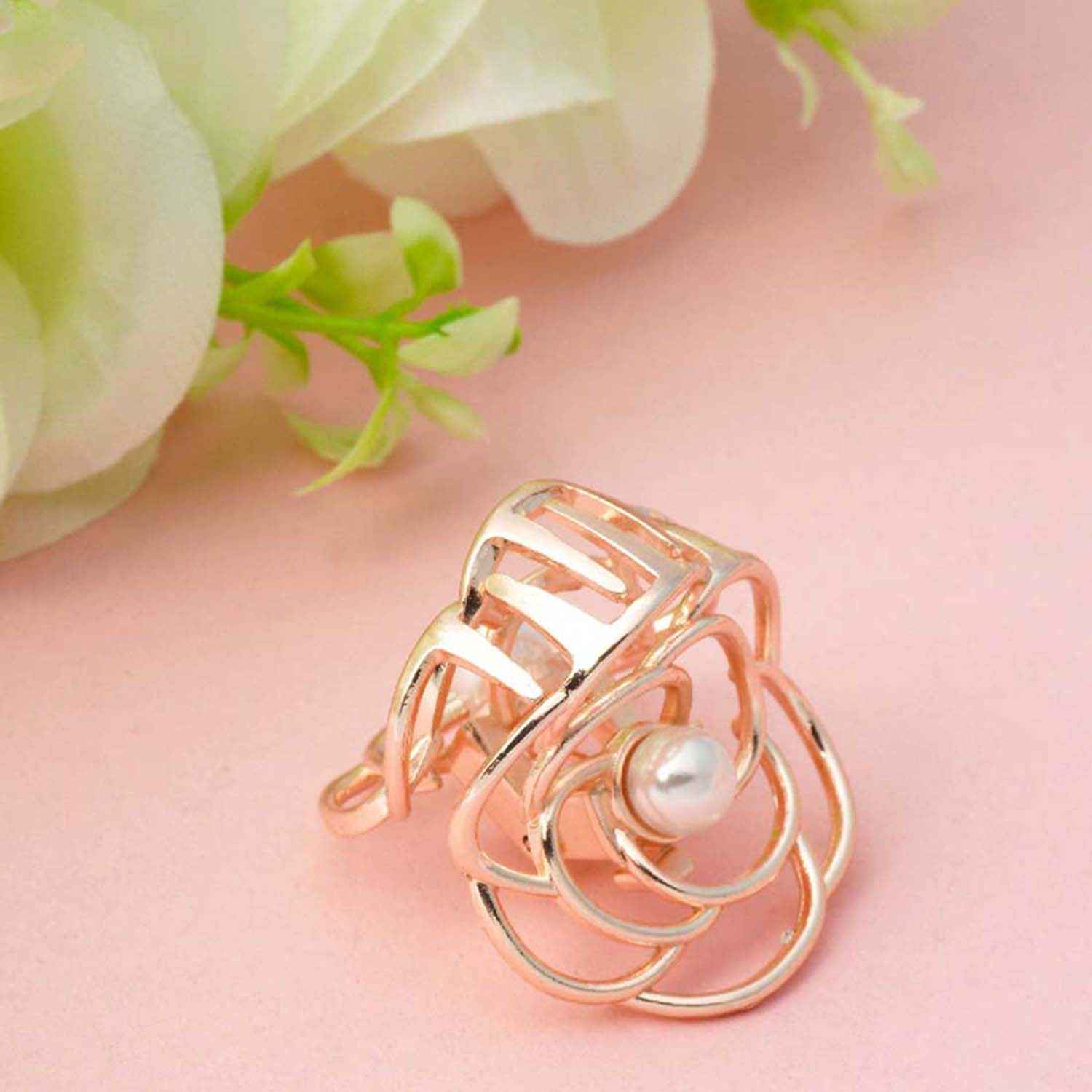 Ferosh Pearl Rose Clutch