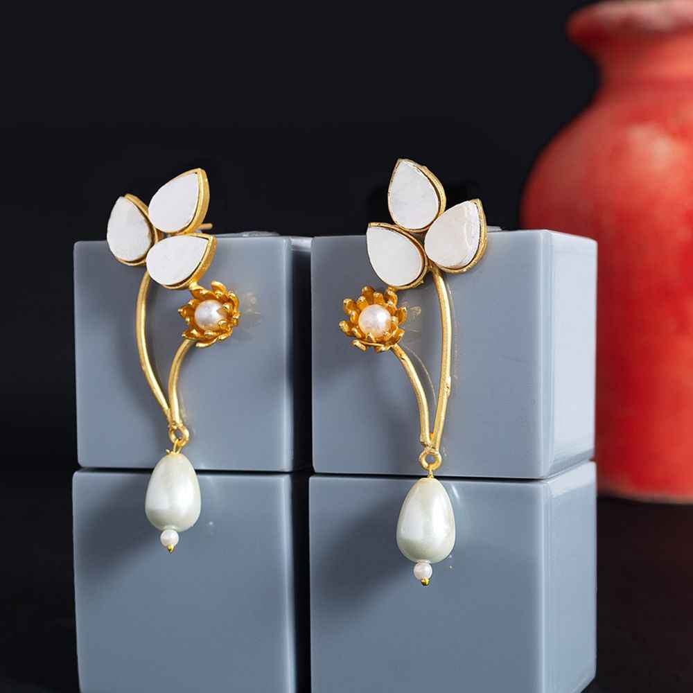 Golden Peacock Natural Mother of Pearl Stone Studded Leaf Shaped Studs ...