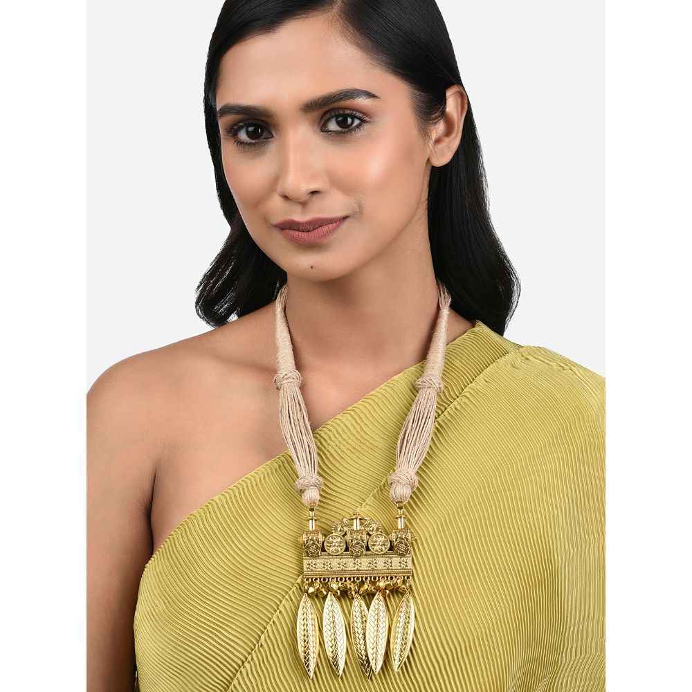 Ahaanya Beige And Golden Jute Threaded Necklace O2AHANK97