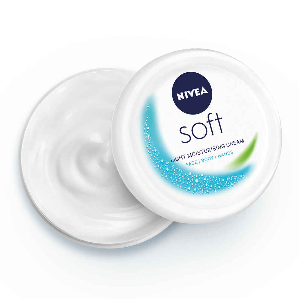 Nivea Soft Moisturiser Light Cream (200 ml)