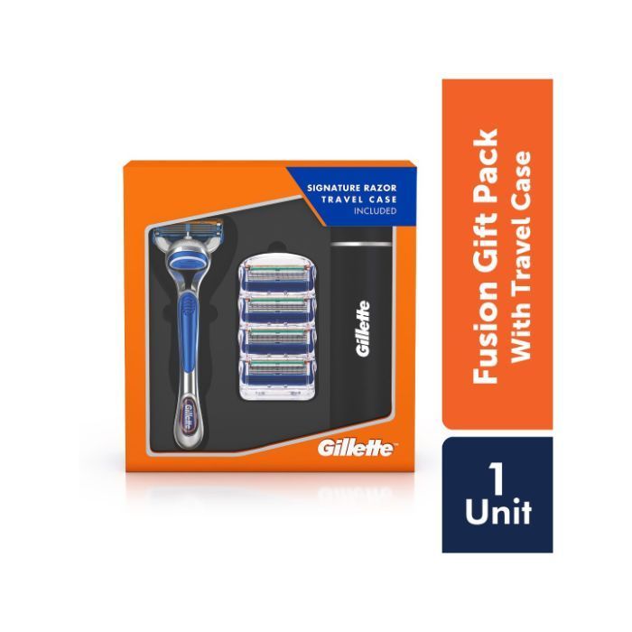 Gillettte Fusion Razor + 4 Catridges + Travel Case Pack