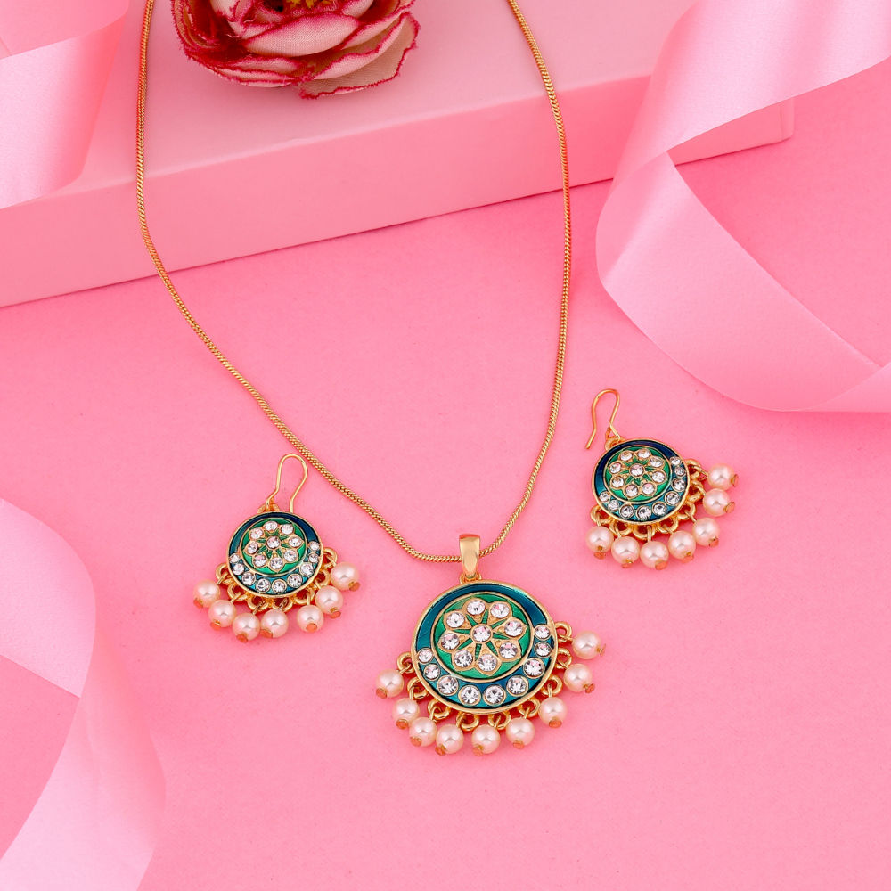 Estele Gold Plated Traditional Enamel Crafted Flower Necklace Set for Women