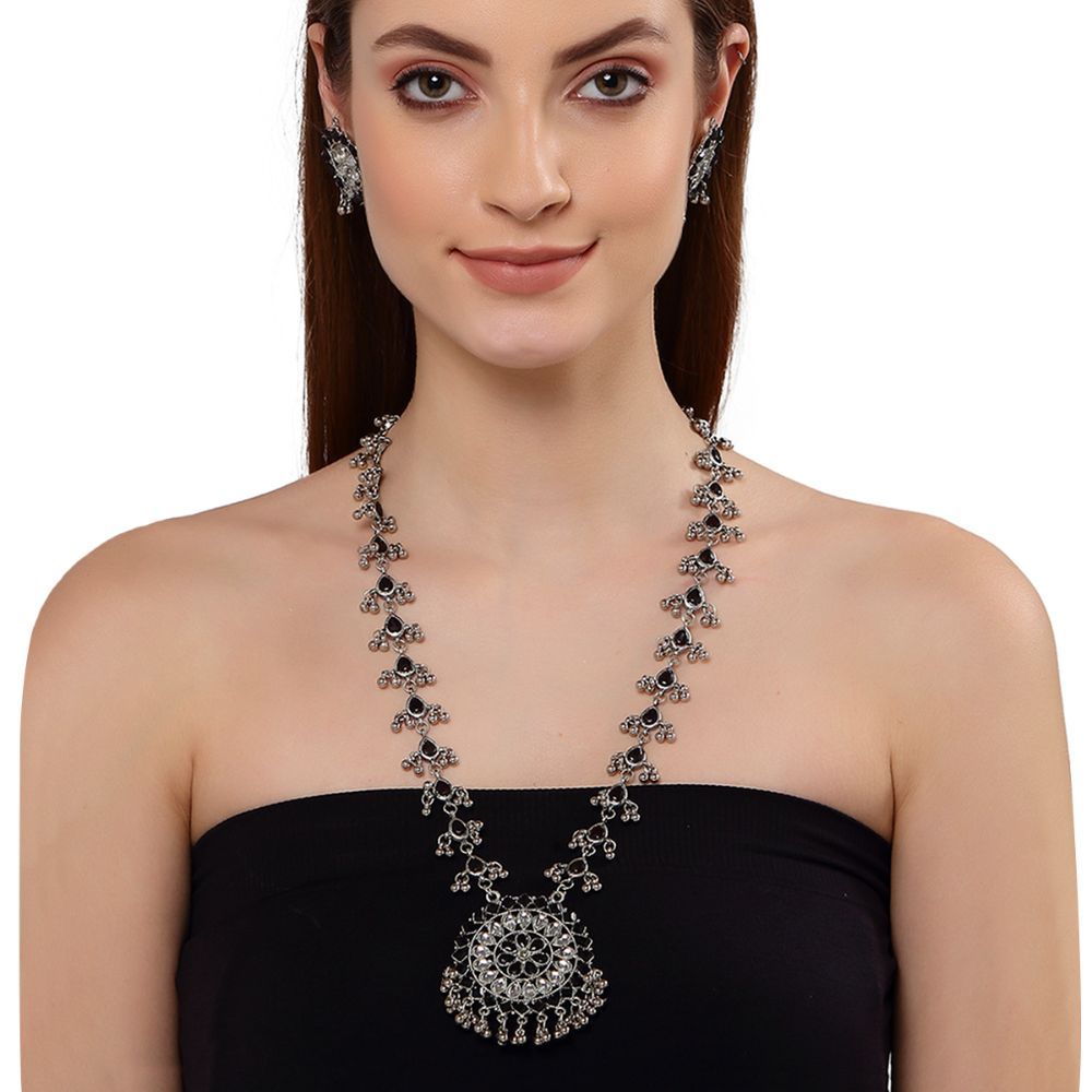 Karatcart Oxidised Silver Toned Floral Rani Haar Necklace Set