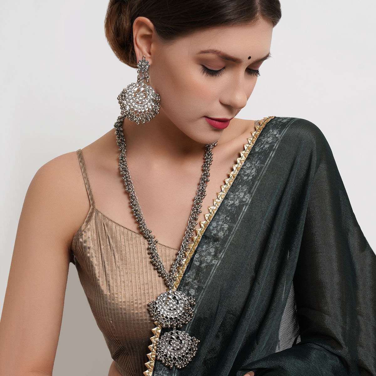 Karatcart Oxidised Silver Kundan and Silver Balls Studded Rani Haar ...