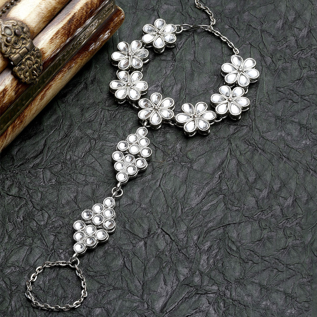 Karatcart Oxidised Silver Floral Kundan Chain Hathphool for Women