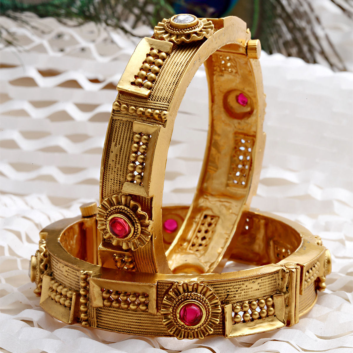 Karatcart Antique Gold Plated Rajwadi Temple Bangle Set for Women