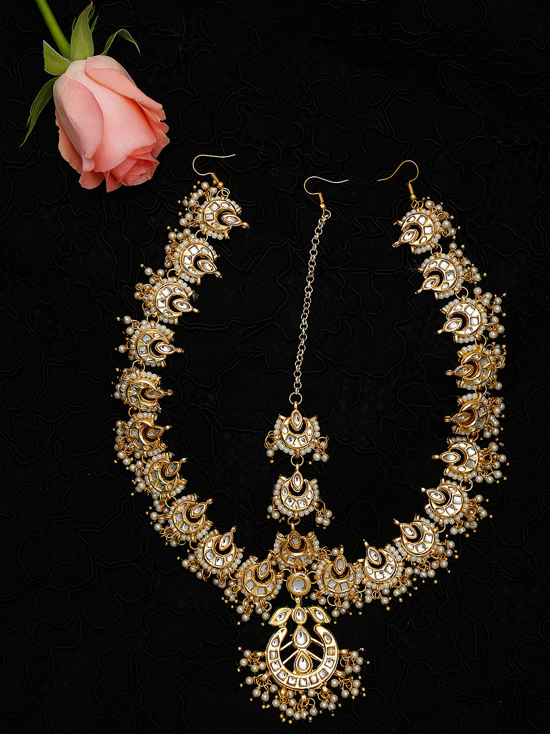 Ruby Raang Kundan Maaharani Matha Patti - RUBY M153