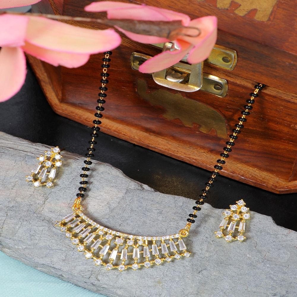 Crunchy Fashion Designer American Diamiond/AD Pendant Mangalsutra Set