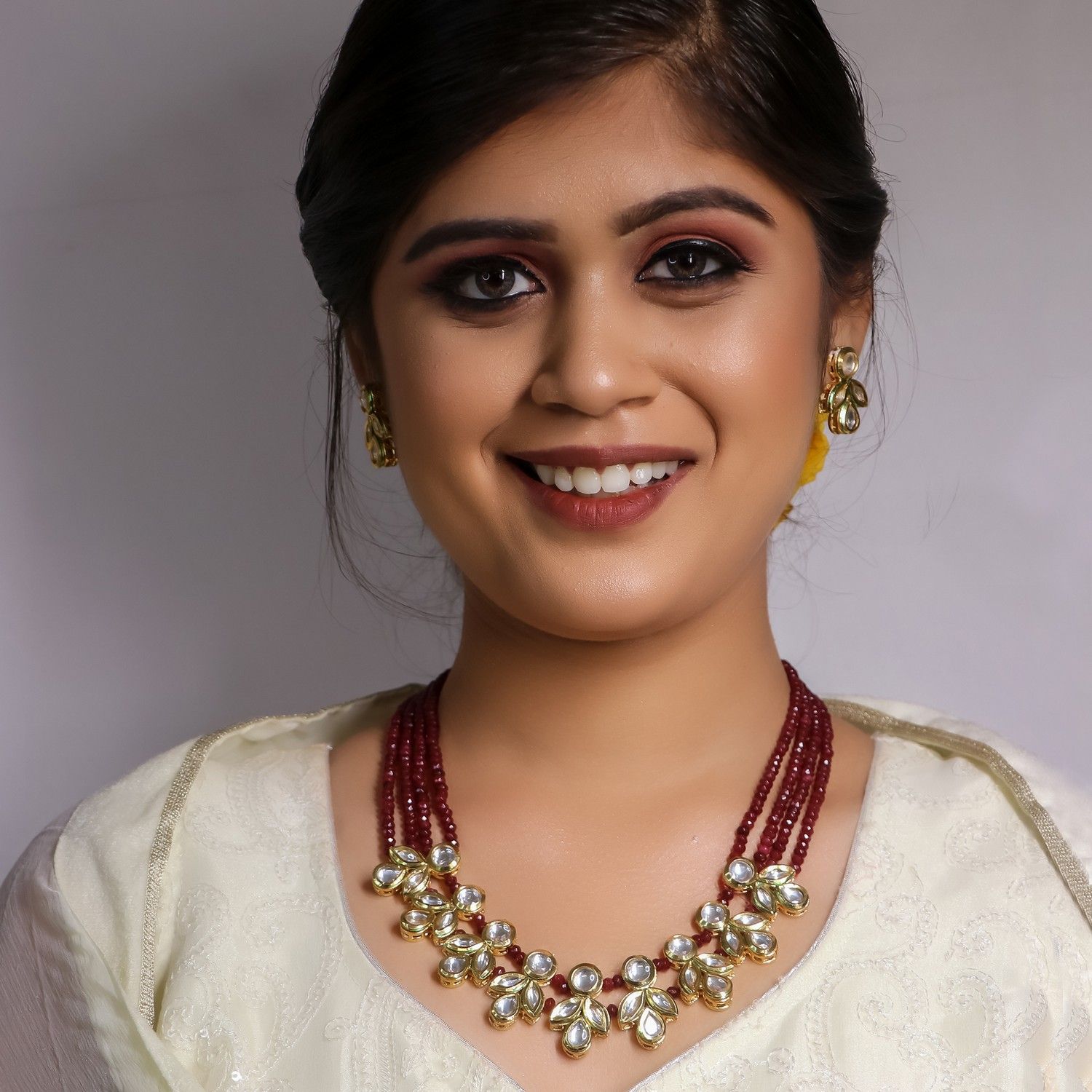 Ishhaara Moti Kundan Haar
