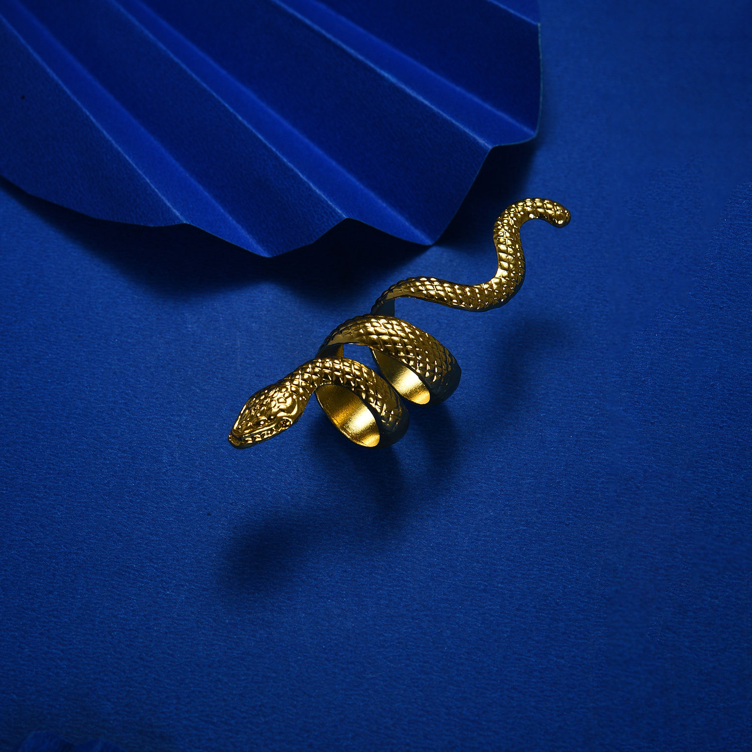 SOHI Gold-Plated Snake Design Ring