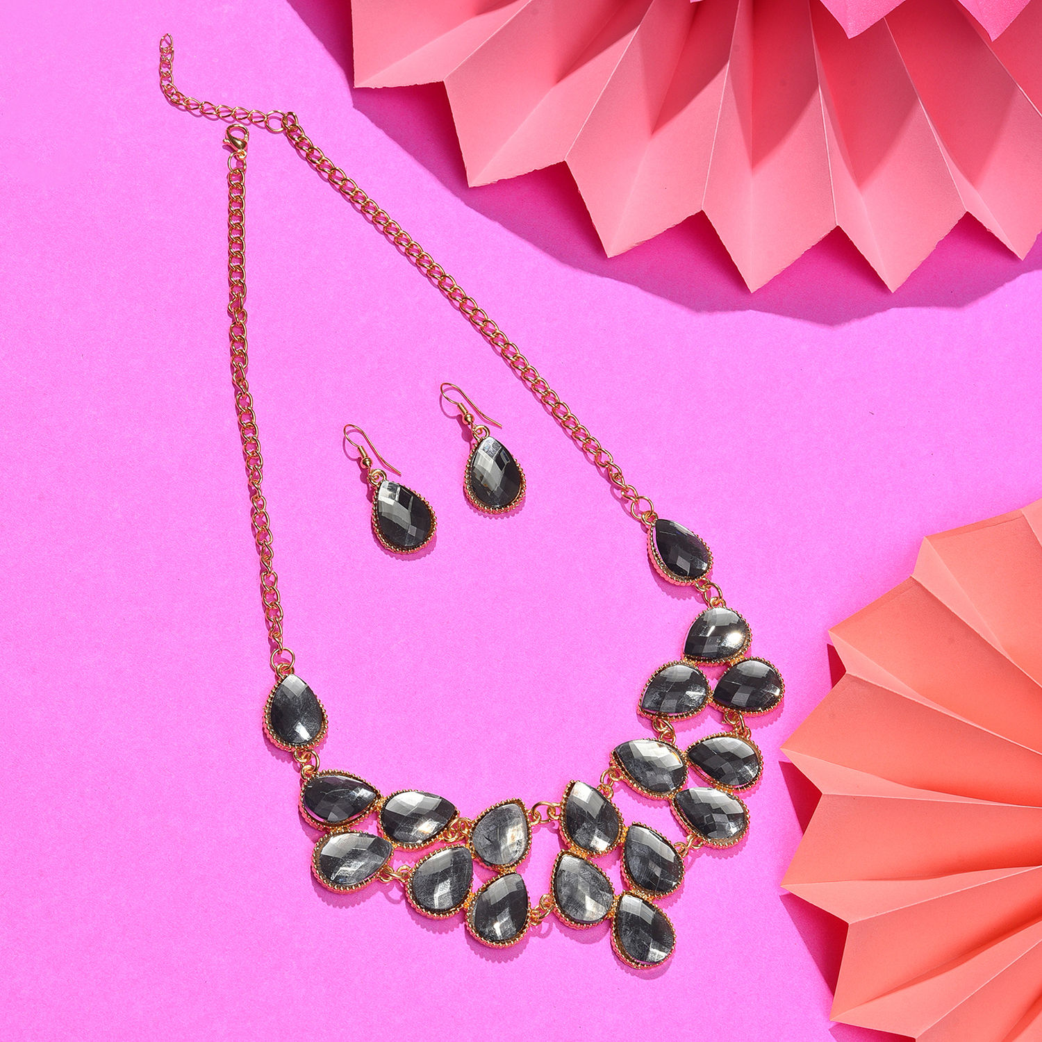 SOHI Women Gold-Plated Grey Stone-Studded Beaded Jewellery Set