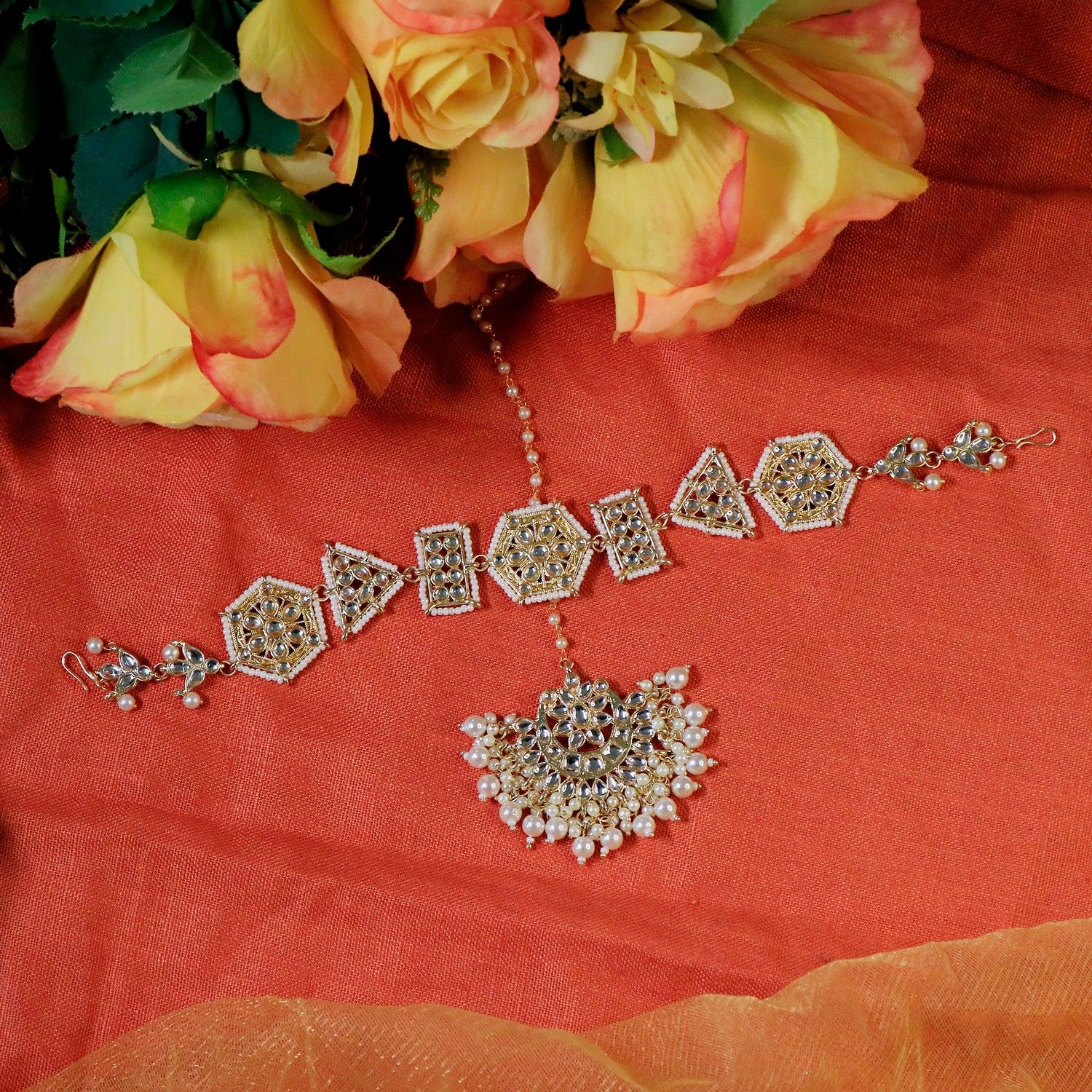 Ishhaara Chandbali Teeka and Sheesh pati set