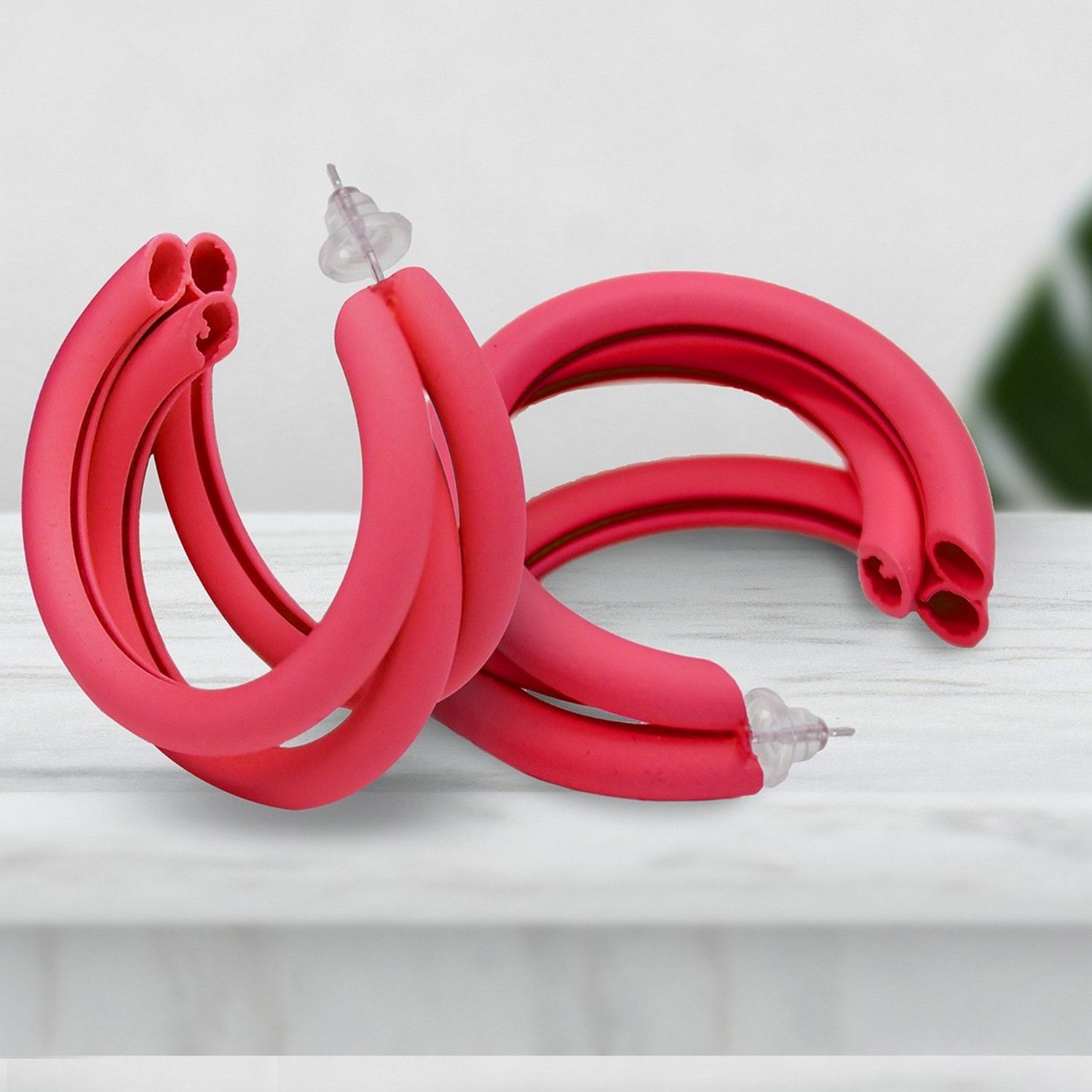 Ishhaara Triple Hoop Earring - Magenta Pink