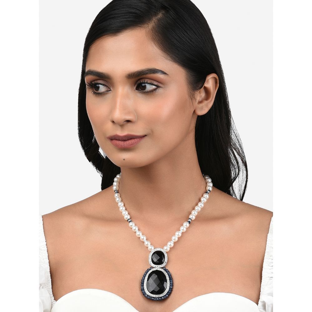 Ahaanya Agates And Pearls Diamond Necklace With White Cubic Zirconia ...