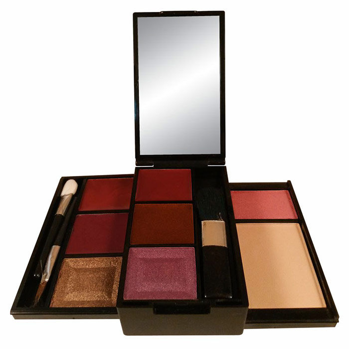 Buy Anna Andre Paris Makeup Kit 10008 Online | Purplle